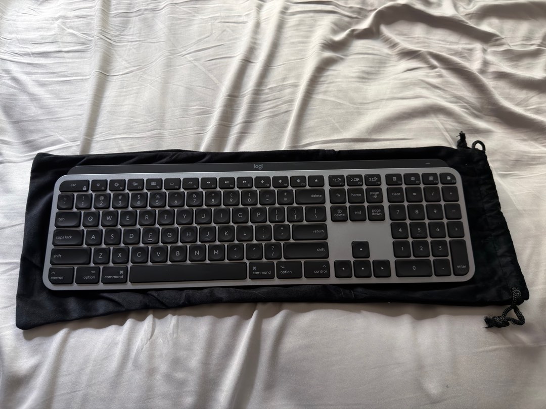 Logitech MX Keys for Mac Wireless Keyboard, Computers & Tech, Parts ...