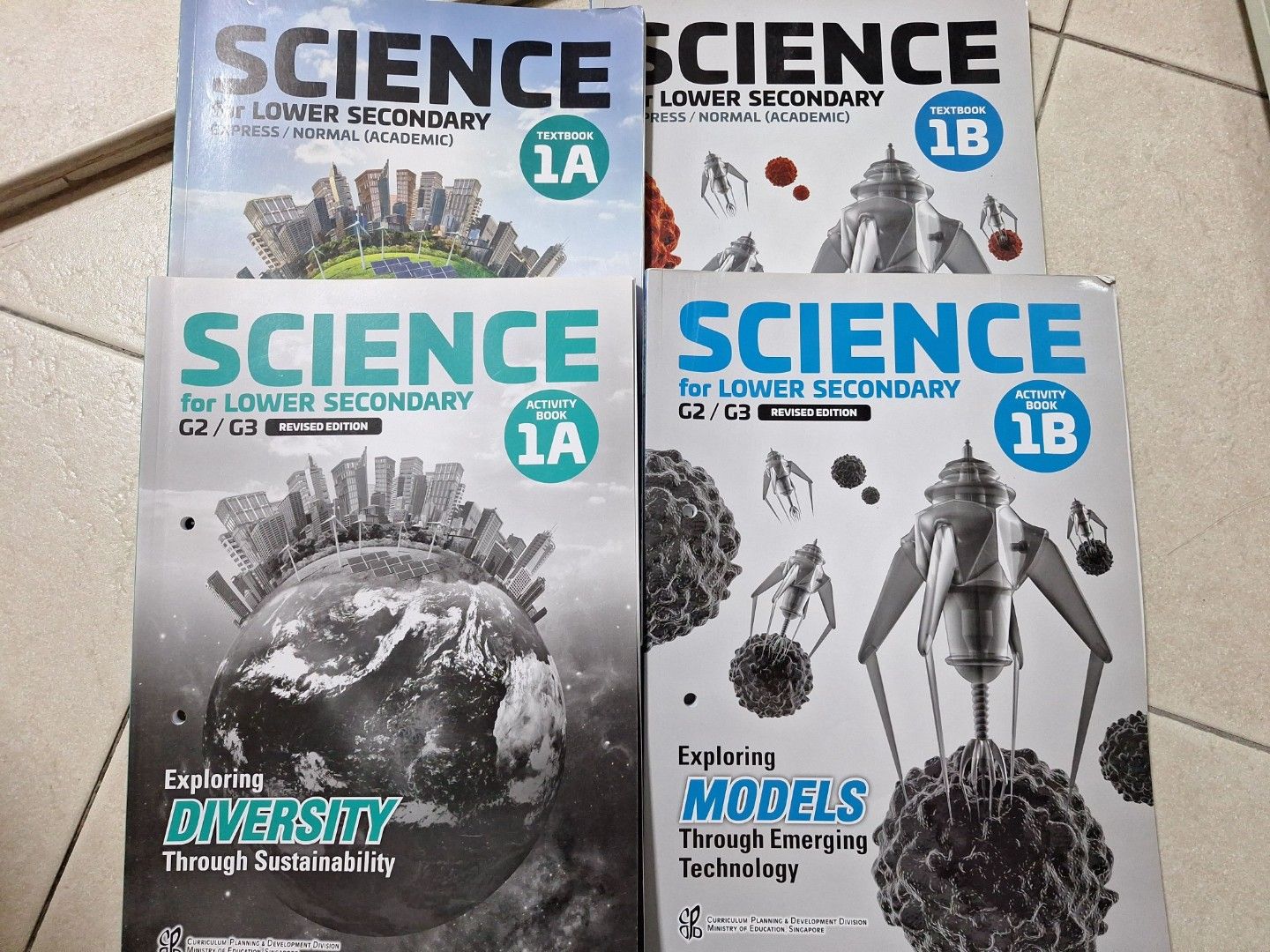 Lower Secondary Science Textbooks and workbook 1A & 1B, Hobbies & Toys ...
