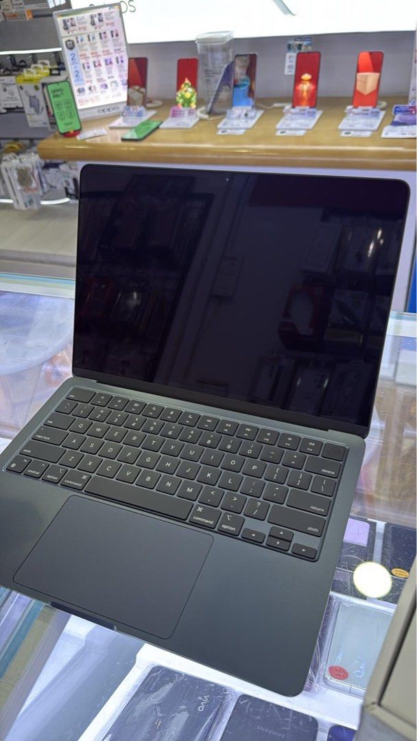 MacBook Air M3 8 Core 16GB Ram, Computers & Tech, Laptops & Notebooks ...