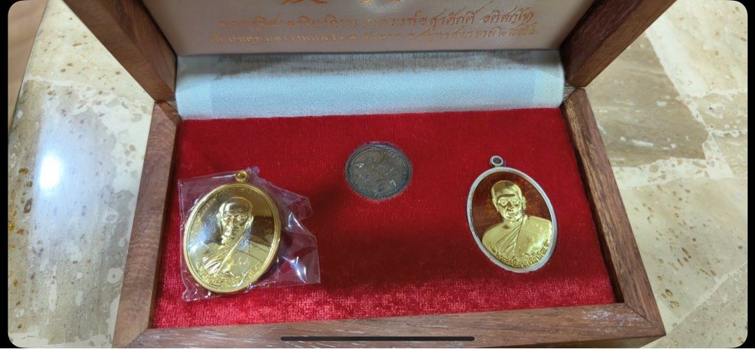 Maha Surasak 發大財 Amulet Set in Wooden Box, Hobbies & Toys, Religious ...