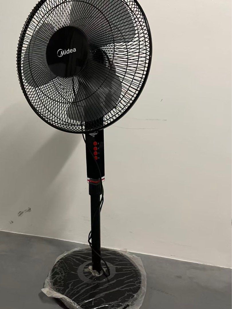 Midea Standing Fan, Furniture & Home Living, Lighting & Fans, Fans on ...