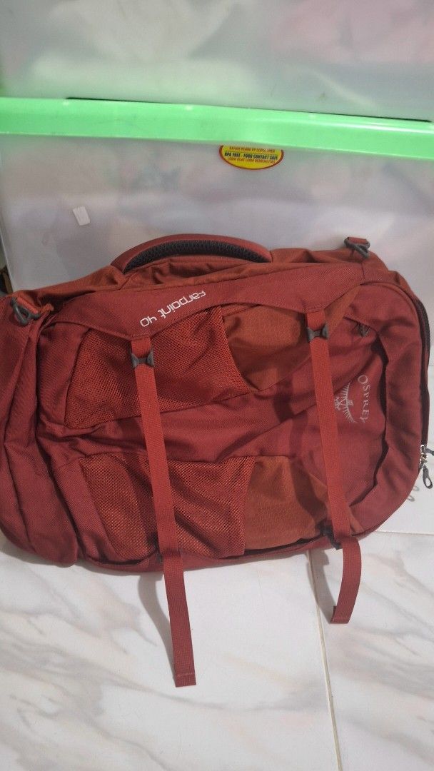 Osprey Farpoint 40 Travel Backpack, Men's Fashion, Bags, Backpacks on ...