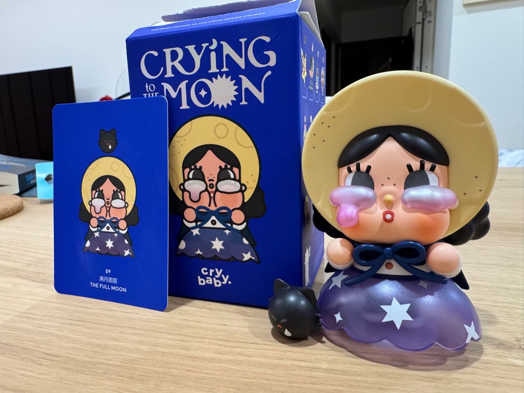 Popmart - Crying to the Moon(The Full Moon), Hobbies & Toys, Toys ...
