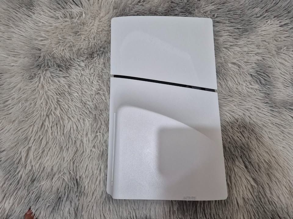 Ps5 Slim disc edition plus two controller, Video Gaming, Video Game ...