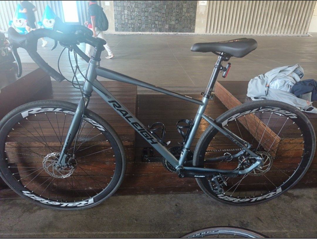 Raleigh road bike, Sports Equipment, Bicycles & Parts, Bicycles on ...