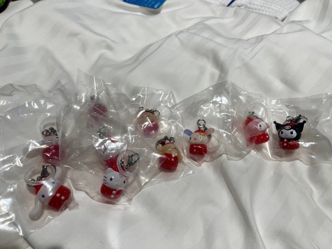 Sanrio Characters Bandai Gacha - strawberry series my melody Kuromi ...