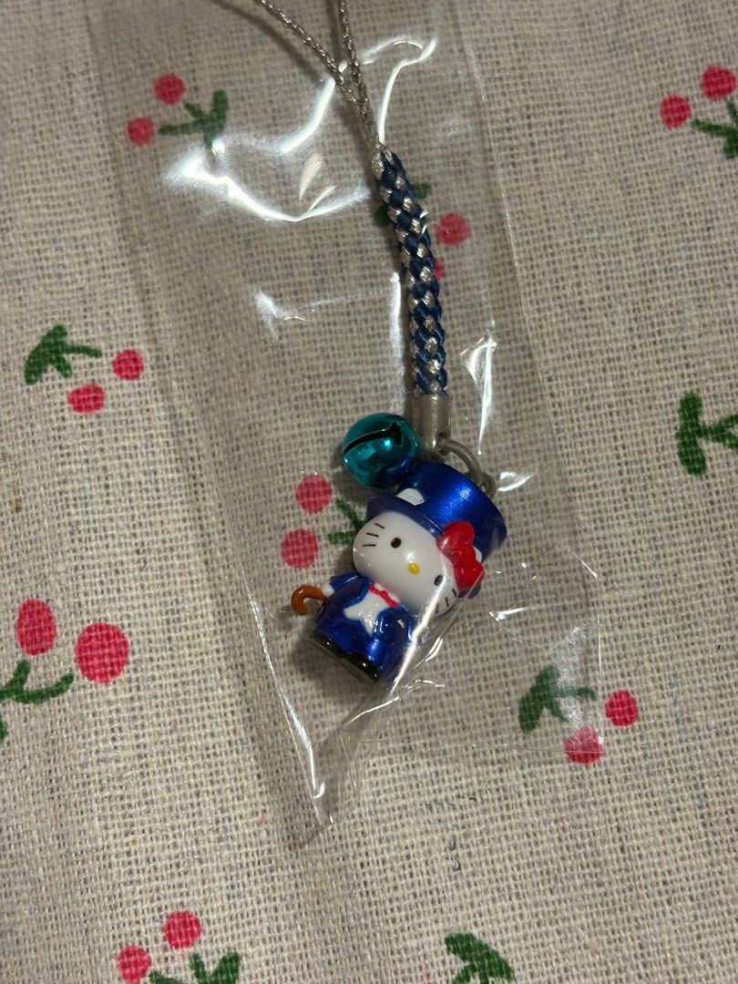 Sanrio Hello Kitty Tokyo Station Keychain, Hobbies & Toys, Toys & Games ...