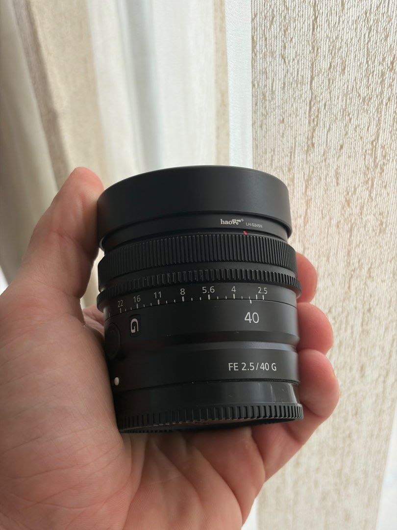 Sony FE 2.5/40 G Lens, Photography, Lens & Kits on Carousell