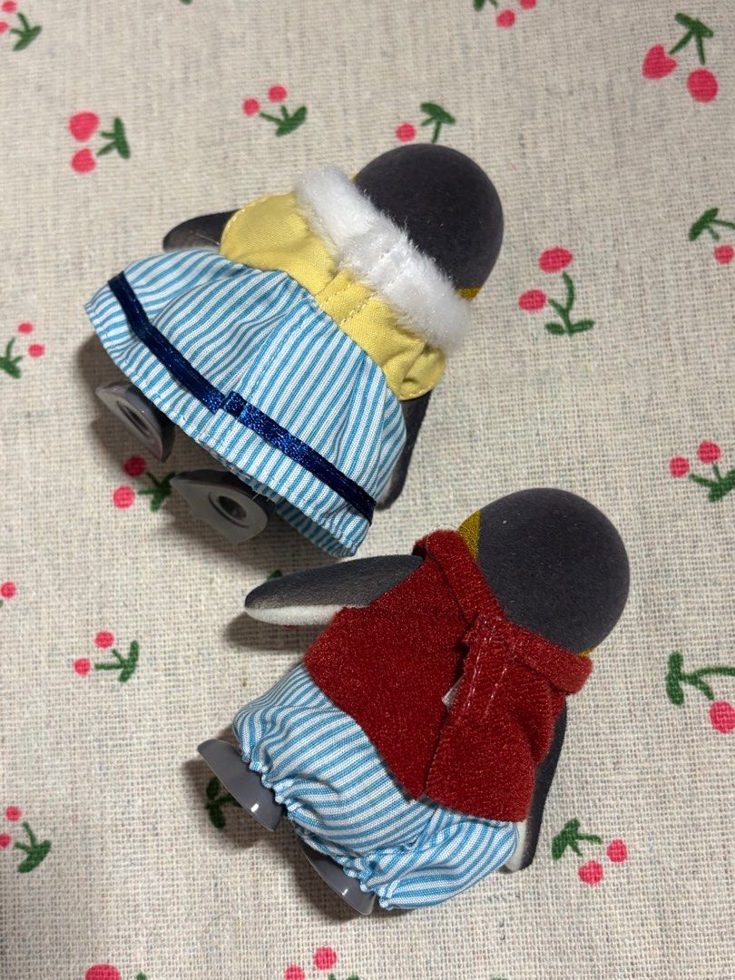 Sylvanian Families Penguin Family Figures, Hobbies & Toys, Toys & Games ...
