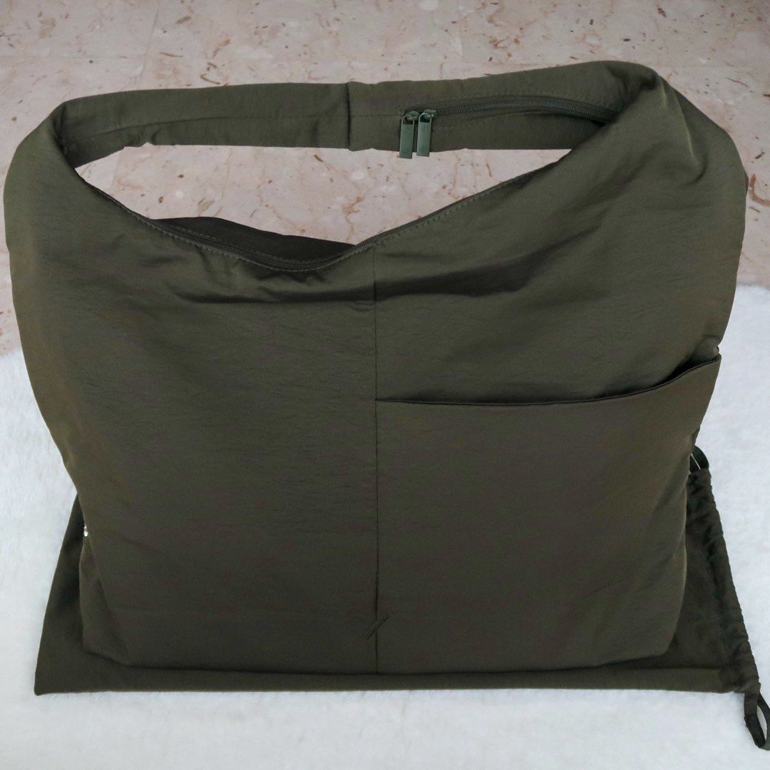 The Paper Bunny Arc in Forest, Women's Fashion, Bags & Wallets ...