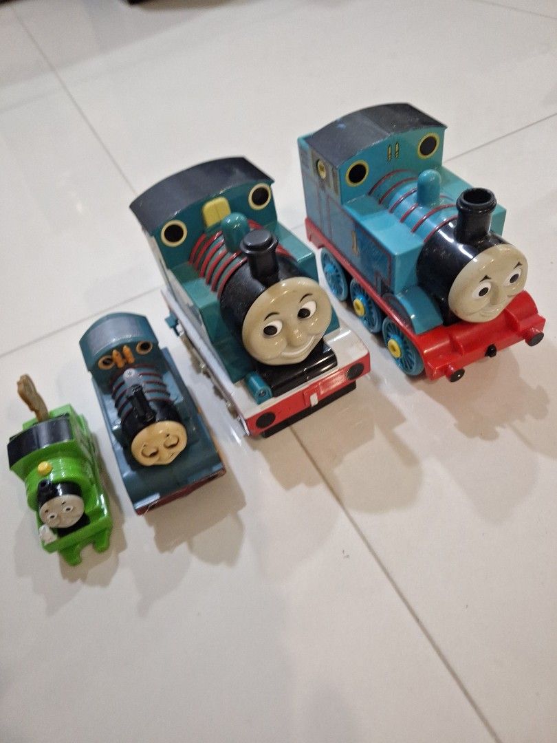 Thomas the Tank Engine Toy Train Set, Hobbies & Toys, Toys & Games on ...