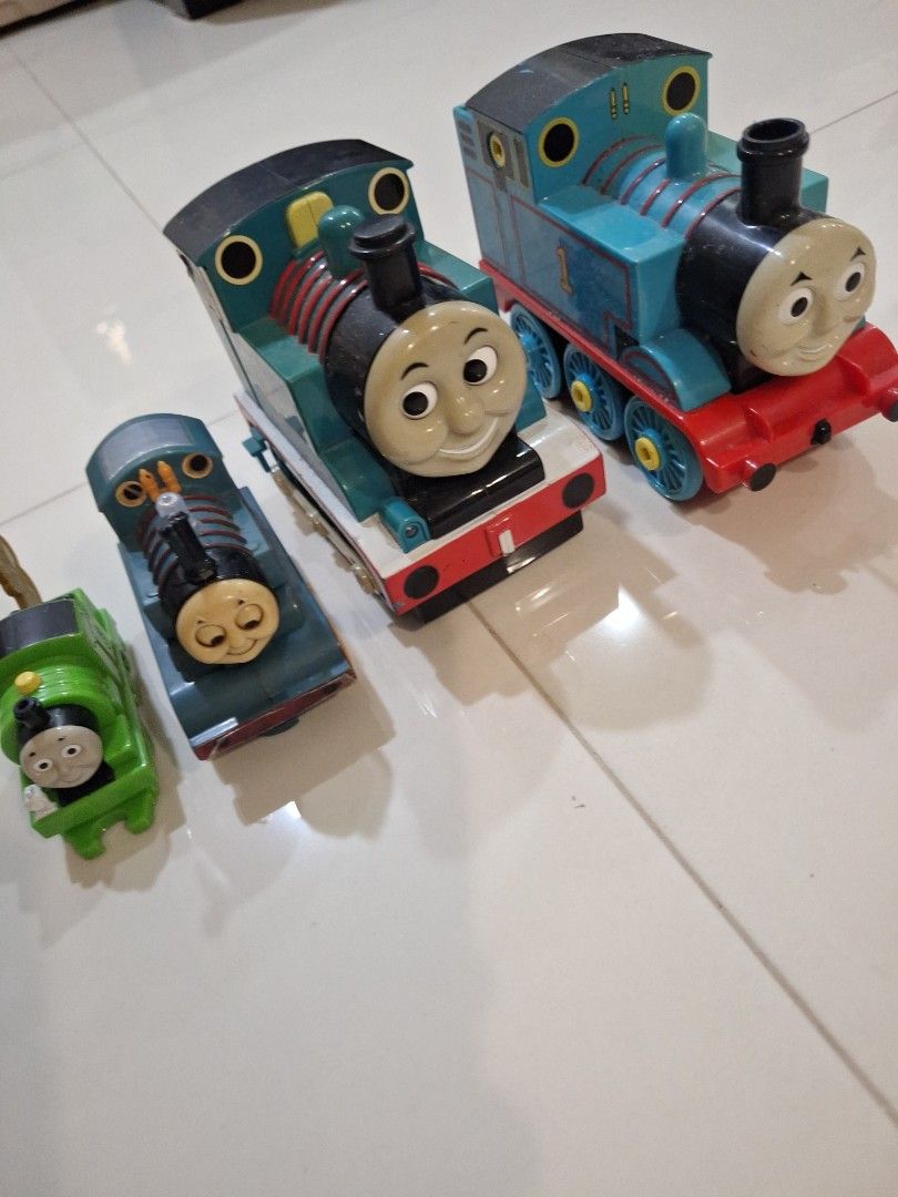 Thomas the Tank Engine Toy Train Set, Hobbies & Toys, Toys & Games on ...