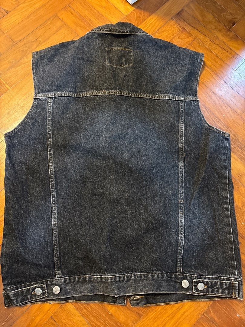 Vintage Black Denim Vest, Men's Fashion, Coats, Jackets and Outerwear ...