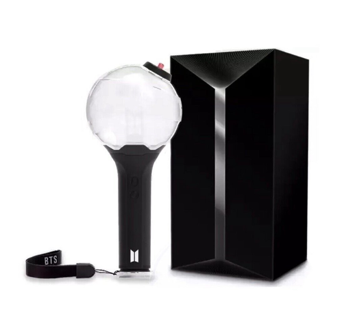 wts BTS Official Lightstick Ver. 3, Hobbies & Toys, Memorabilia ...
