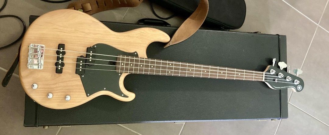 Yamaha bb234 Bass Guitar - Natural Finish, Hobbies & Toys, Musical ...