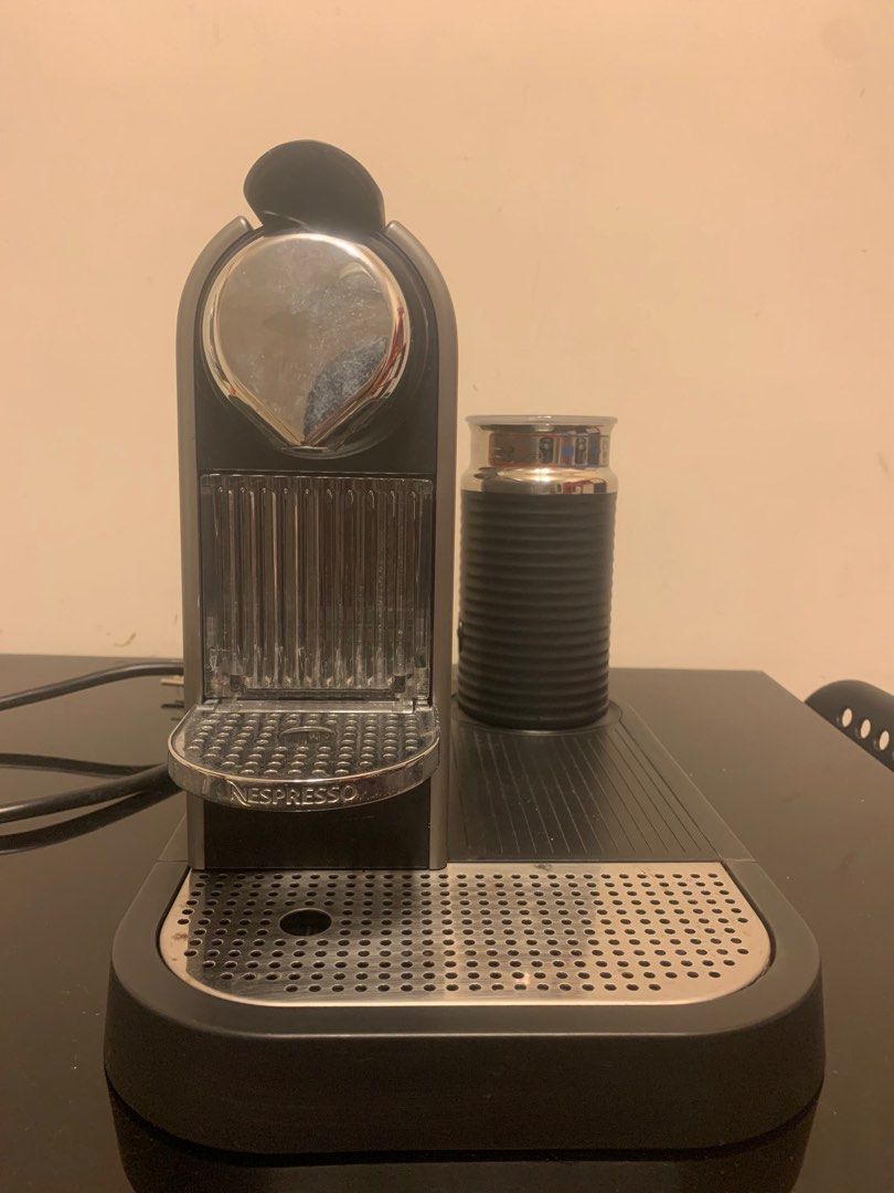 120V美式供電 Nespresso C120 咖啡機, 家庭電器, 廚房電器, 咖啡機及咖啡壺 - Carousell