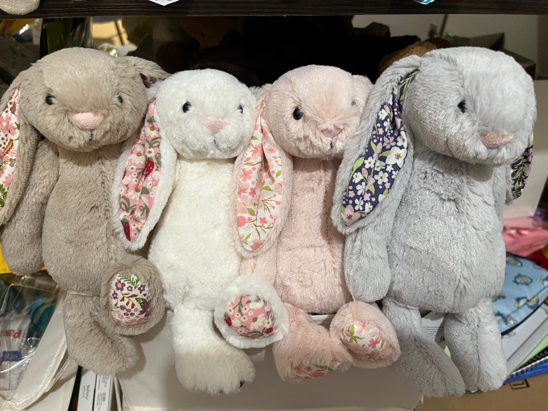 [$185] Jellycat Bashful Blossom Bunny set, Hobbies & Toys, Toys & Games ...
