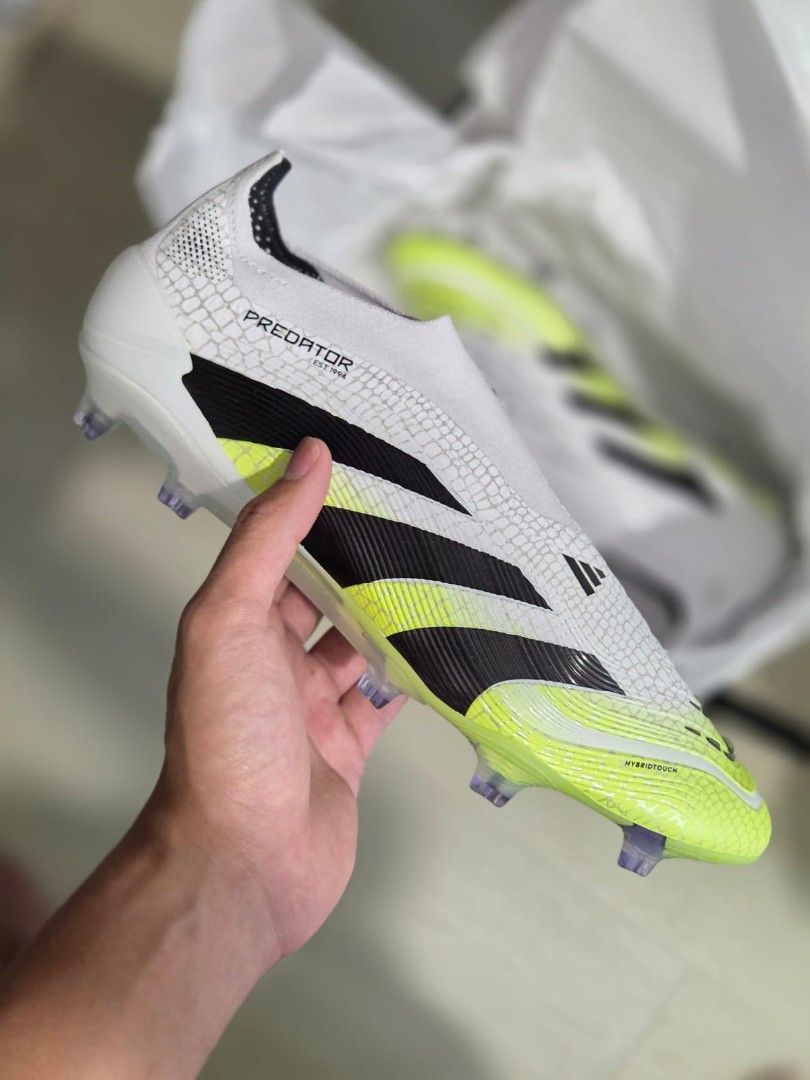 Adidas Predator Laceless FG Football Boots - Brand New, Sports ...