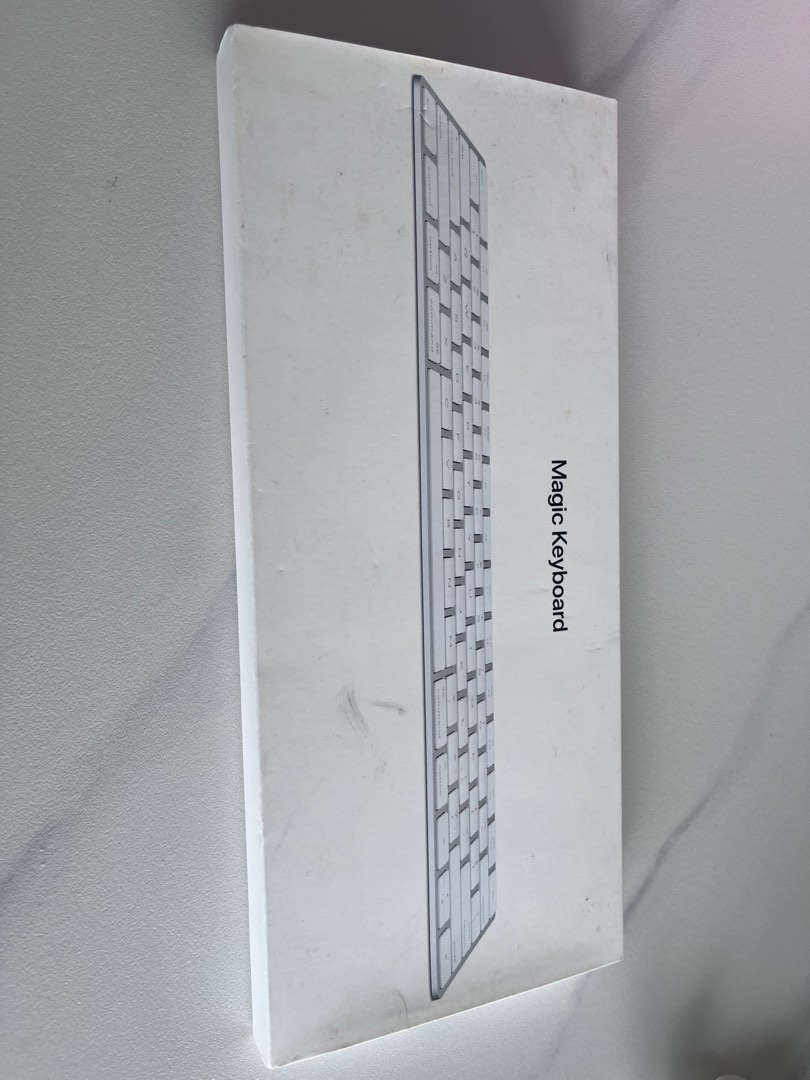 Apple Magic Keyboard - White, Computers & Tech, Parts & Accessories ...