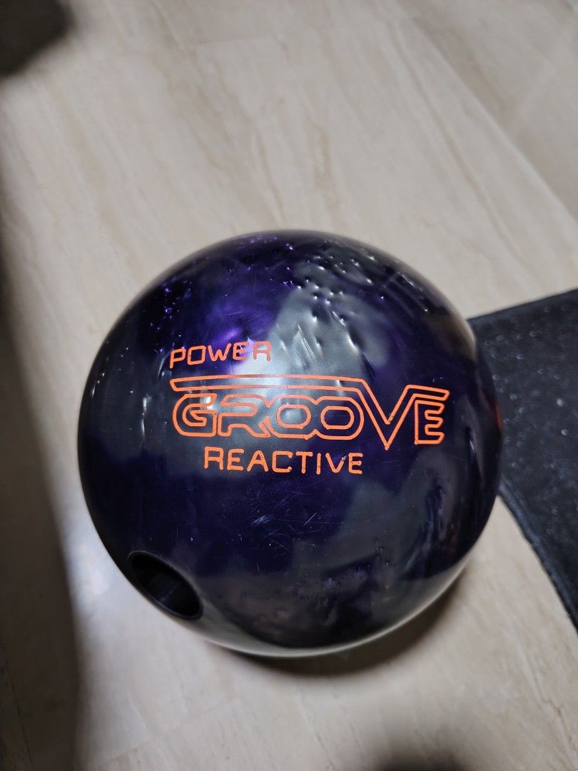 Brunswick Power Groove Reactive Bowling Ball 14lbs, Sports Equipment ...