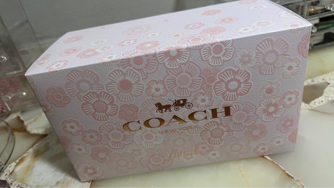 Coach Floral Eau de Parfum Gift Set, Beauty & Personal Care, Fragrance ...