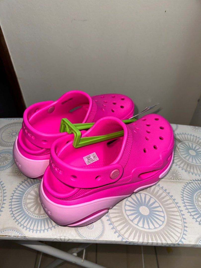 Crocs Bubble Crush Clog - Pink, Women's Fashion, Footwear, Sandals on ...