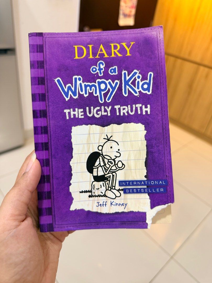 Diary of a Wimpy Kid: The Ugly Truth, Hobbies & Toys, Books & Magazines ...