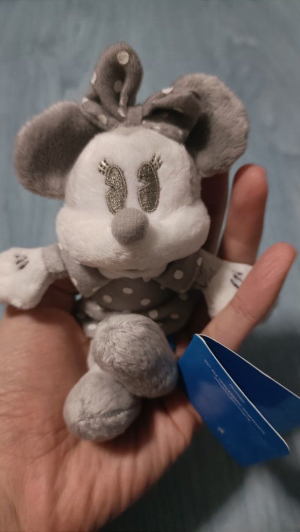 Disney Minnie Mouse Plush Keychain, Hobbies & Toys, Toys & Games on ...