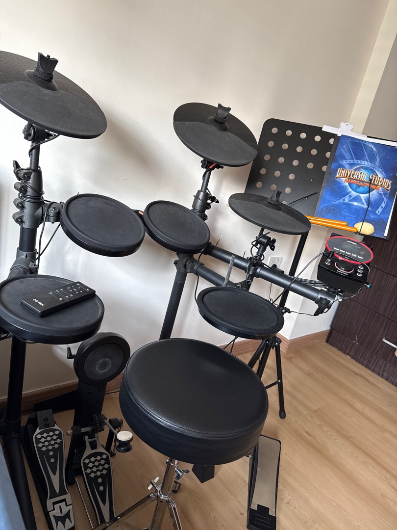Electronic Drum Kit, Hobbies & Toys, Musical Instruments on Carousell