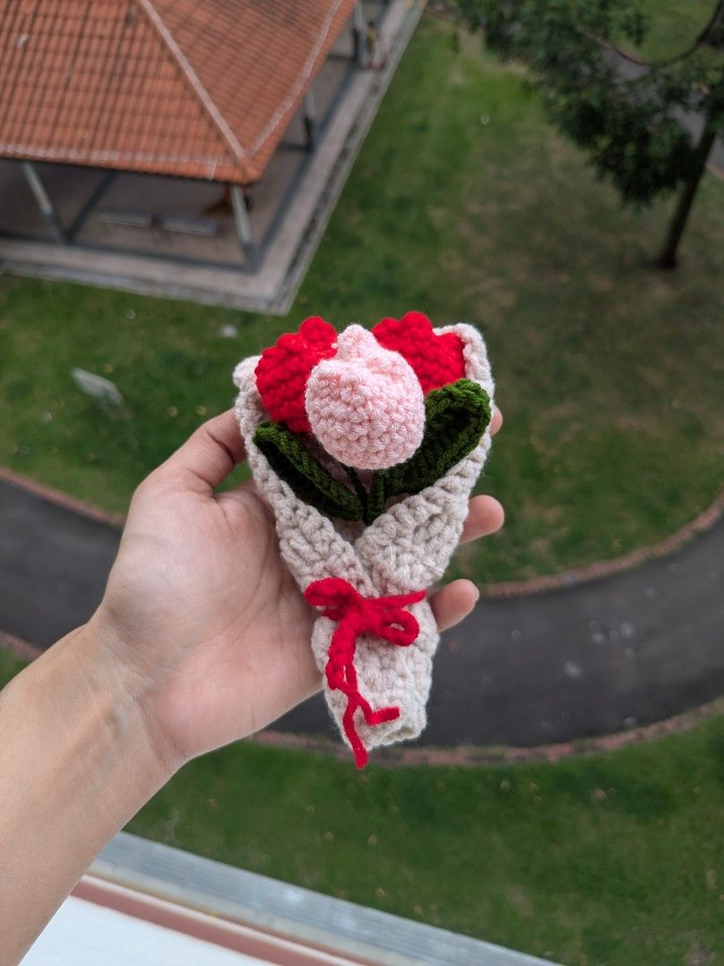 Flower bouquet 💐💐💐💐, Hobbies & Toys, Stationery & Craft, Handmade Craft ...