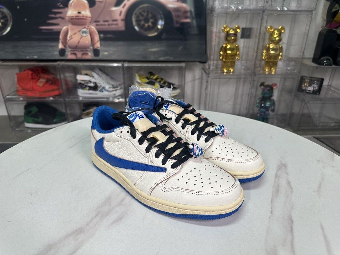 Fragment Design x Travis Scott x Air Jordan 1 Retro OG SP Low, 男裝, 鞋, 波 ...