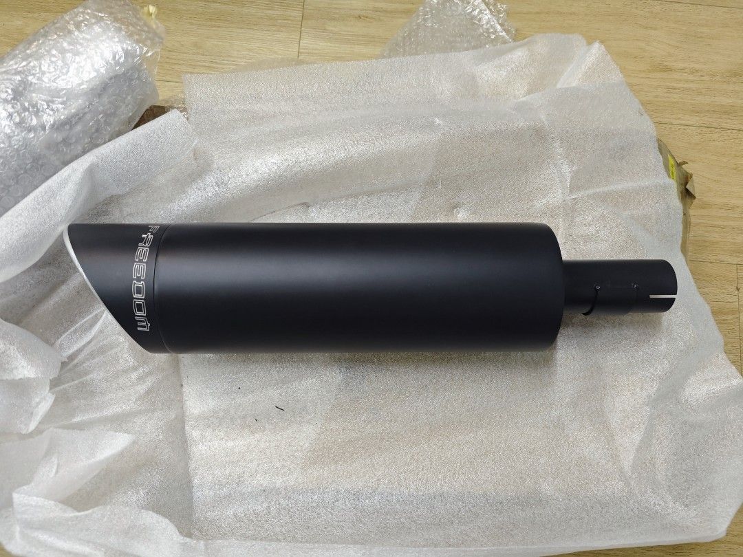 Freedom Performance Exhaust Mufflers for Harley M8 Softail Fat Bob ...