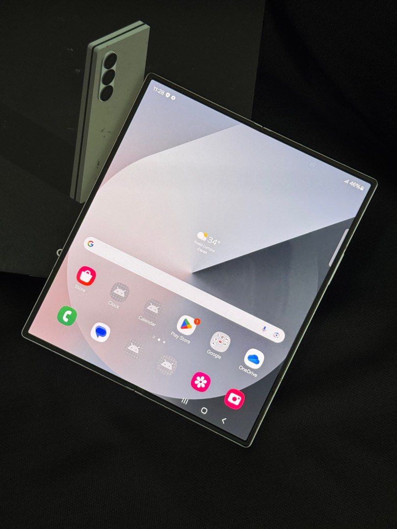 Galaxy Z Fold 6 Silver Shadow 256GB, Mobile Phones & Gadgets, Mobile ...