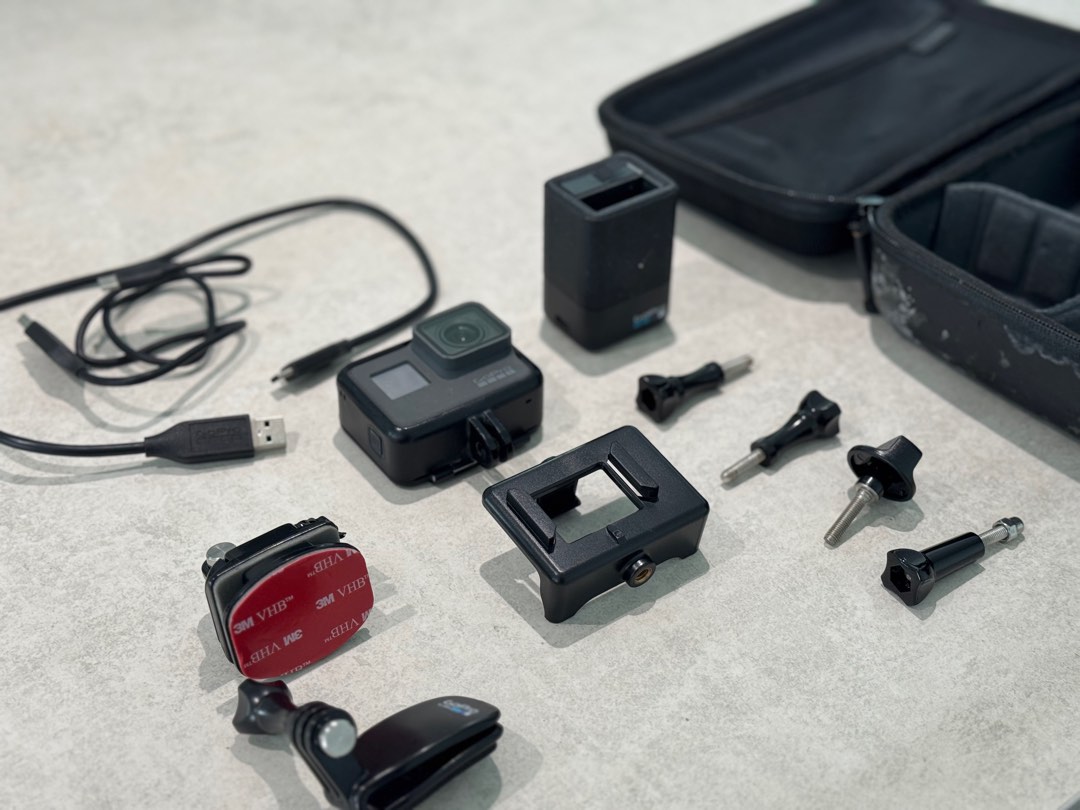 GoPro Hero 5 Action Camera with Accessories, Photography, Cameras on ...