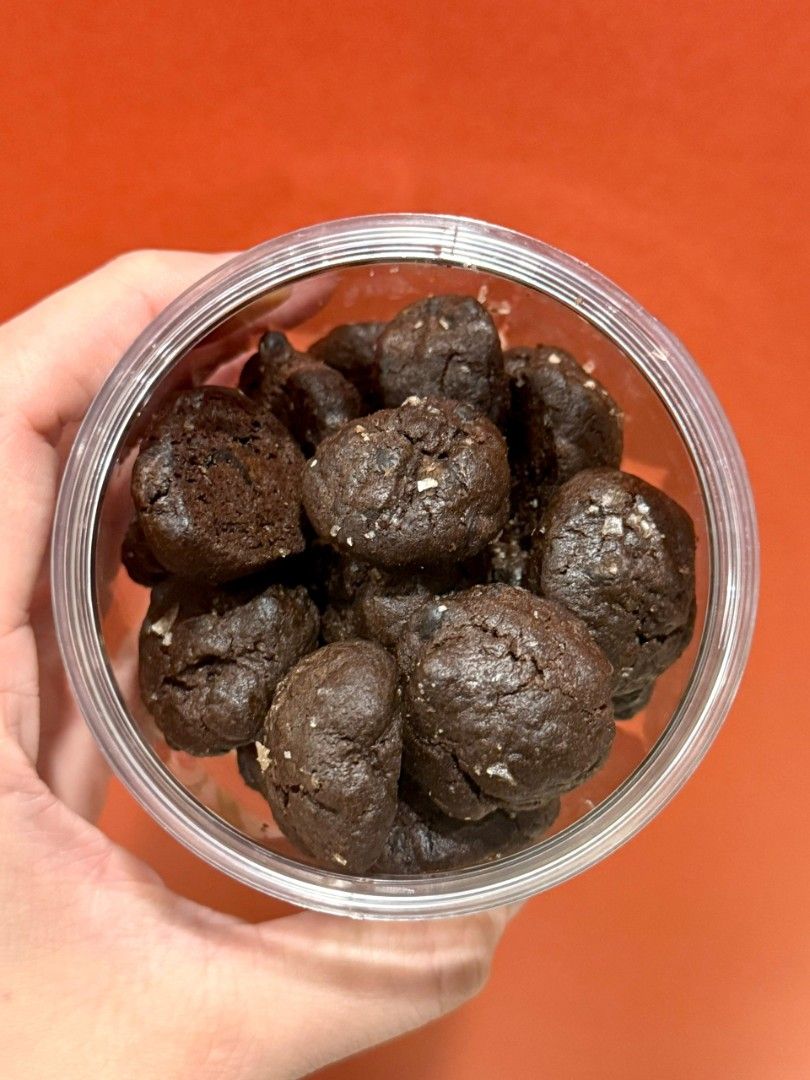 Homemade Sea Salt Chocolate Cookies, Food & Drinks, Homemade Bakes on ...