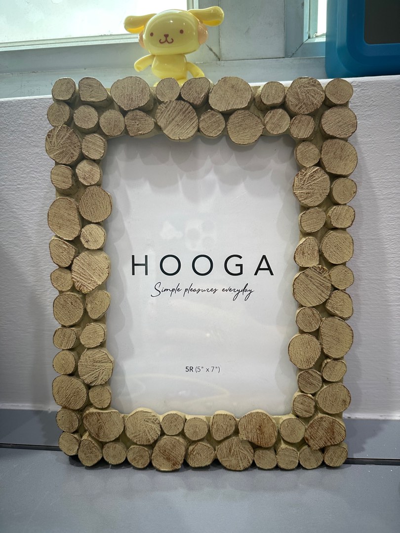 HOOGA wood log picture frame 5R, Furniture & Home Living, Home Decor ...