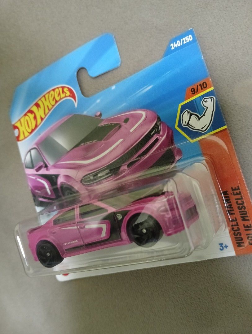 Hot Wheels MUSCLE MANIA - '20 Dodge Charger Hellcat, Hobbies & Toys ...