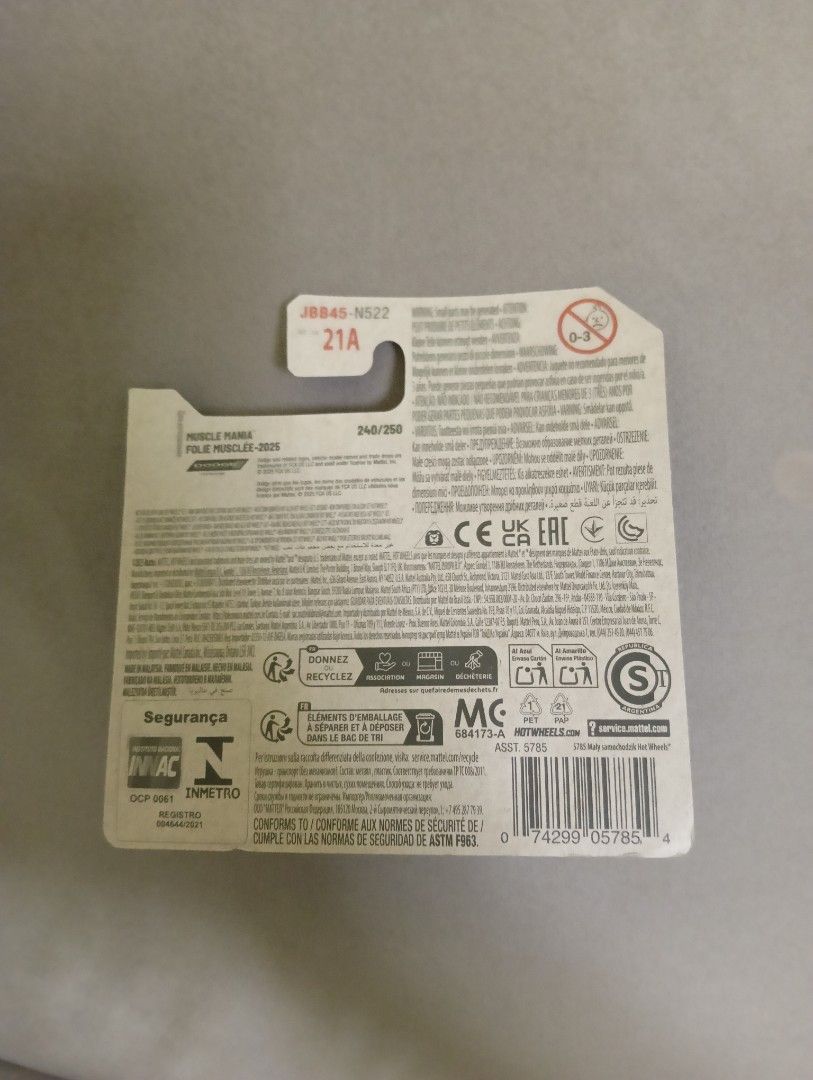 Hot Wheels MUSCLE MANIA - '20 Dodge Charger Hellcat, Hobbies & Toys ...