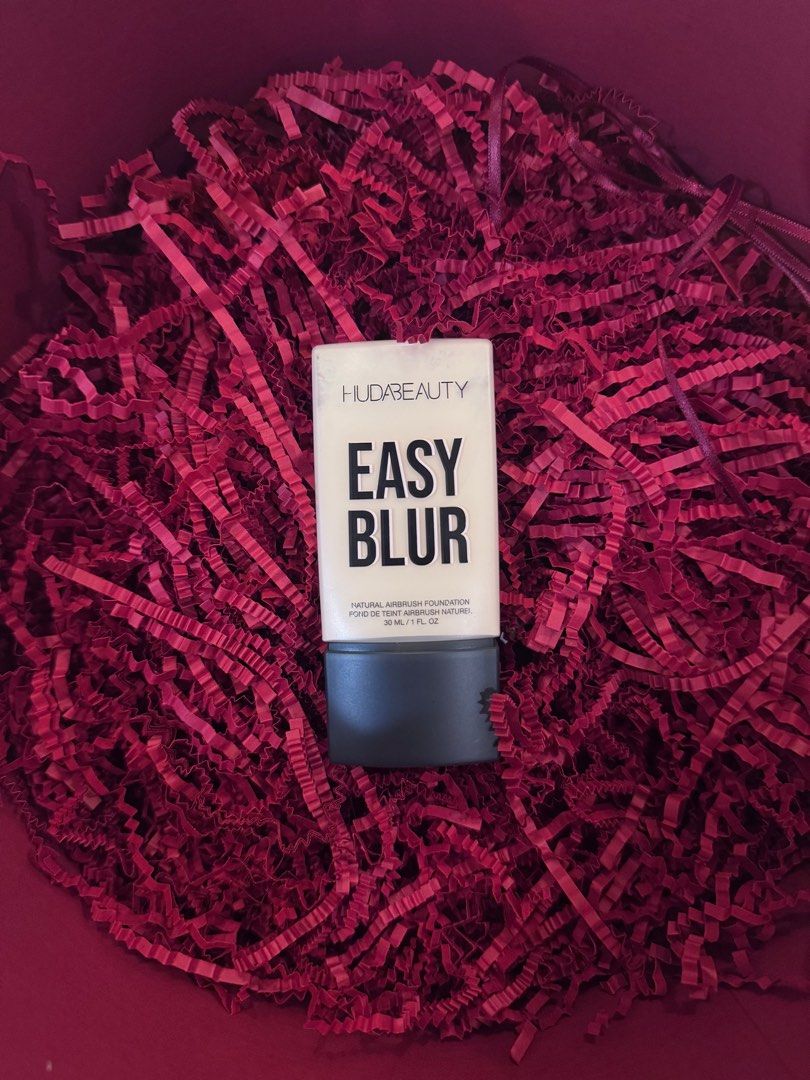 Huda Beauty Easy Blur Foundation - Angel Food 110N, Beauty & Personal ...