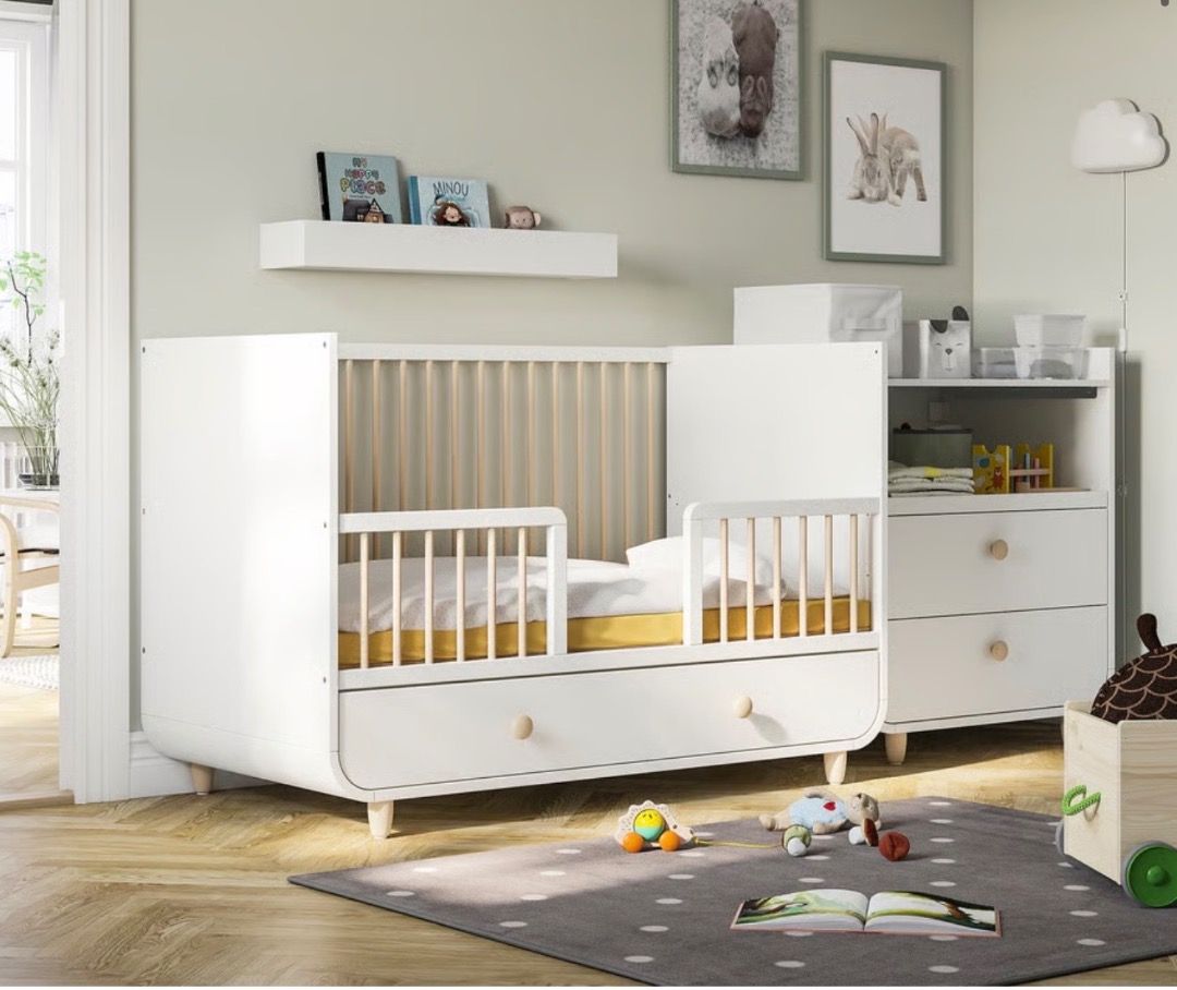 IKEA Premium Crib with Mattress - newborn up to 4-5 years old. Only ...