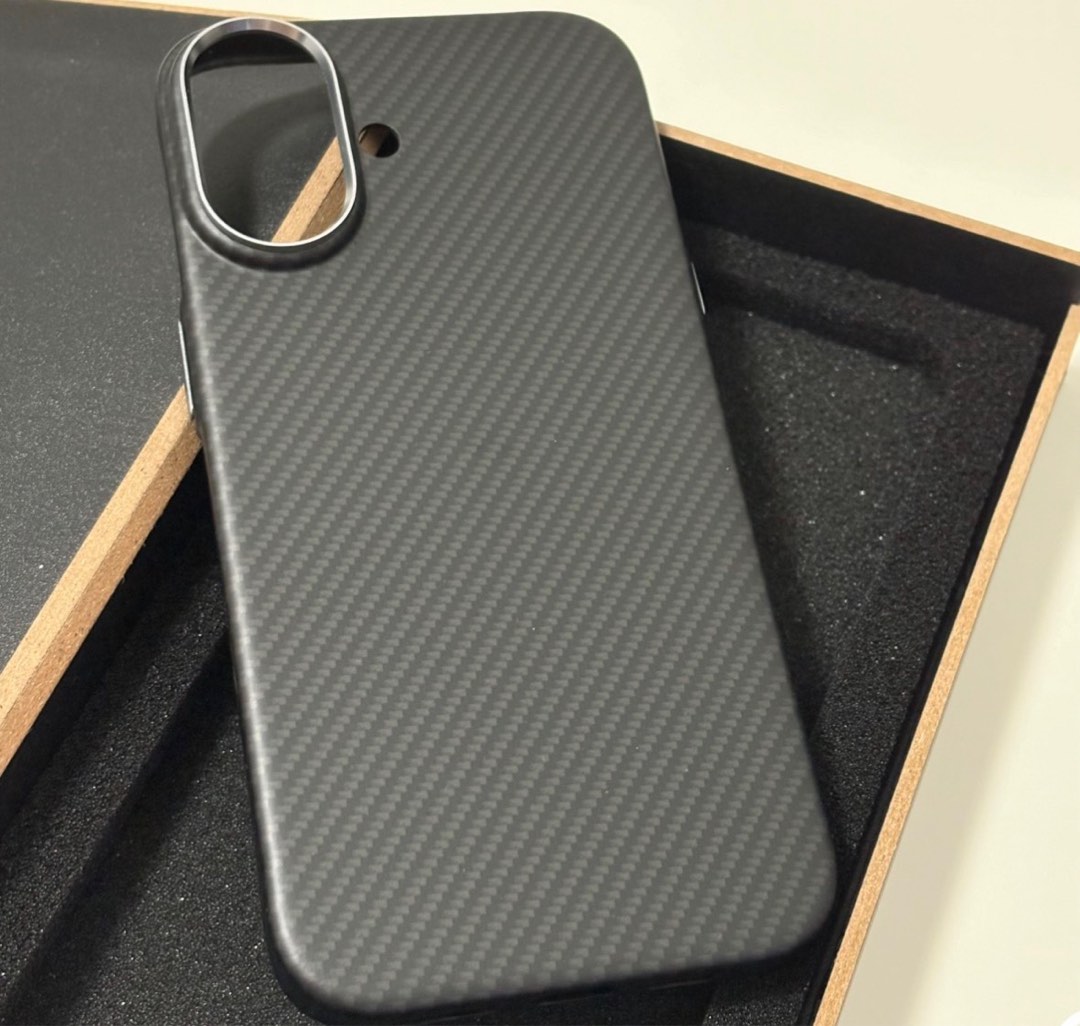 iPhone 16 Carbon Fiber Ultra Thin Light Phone Case, Mobile Phones ...