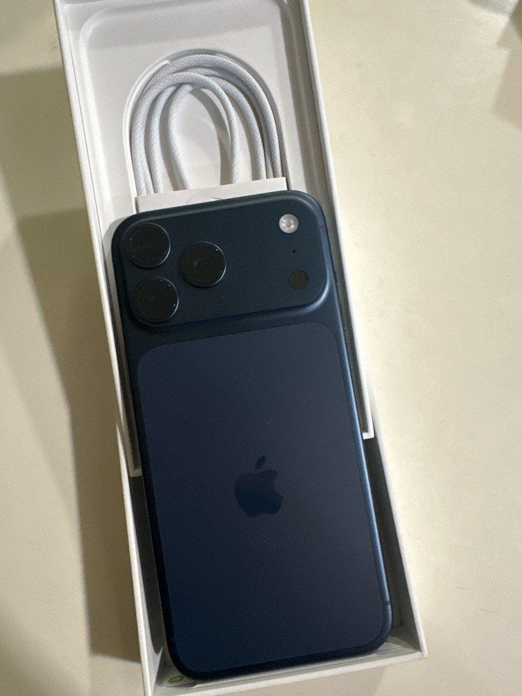 iPhone 17 Pro Max 256GB Deep Blue, Mobile Phones & Gadgets, Mobile ...