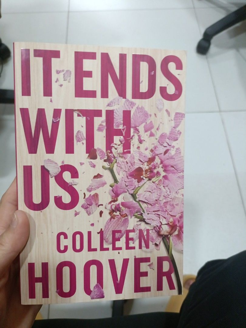 It Ends With Us by Colleen Hoover, Hobbies & Toys, Books & Magazines ...