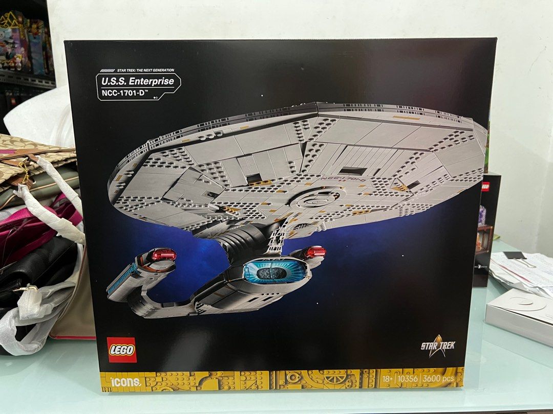 LEGO 10356 Icons Star Trek U.S.S. Enterprise NCC-1701-D, Hobbies & Toys ...