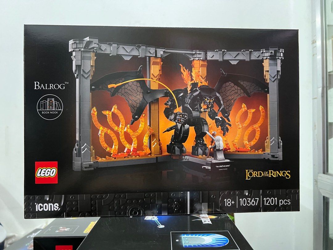 LEGO 10367 Icons Lord of the Rings Balrog Book Nook Set, Hobbies & Toys ...