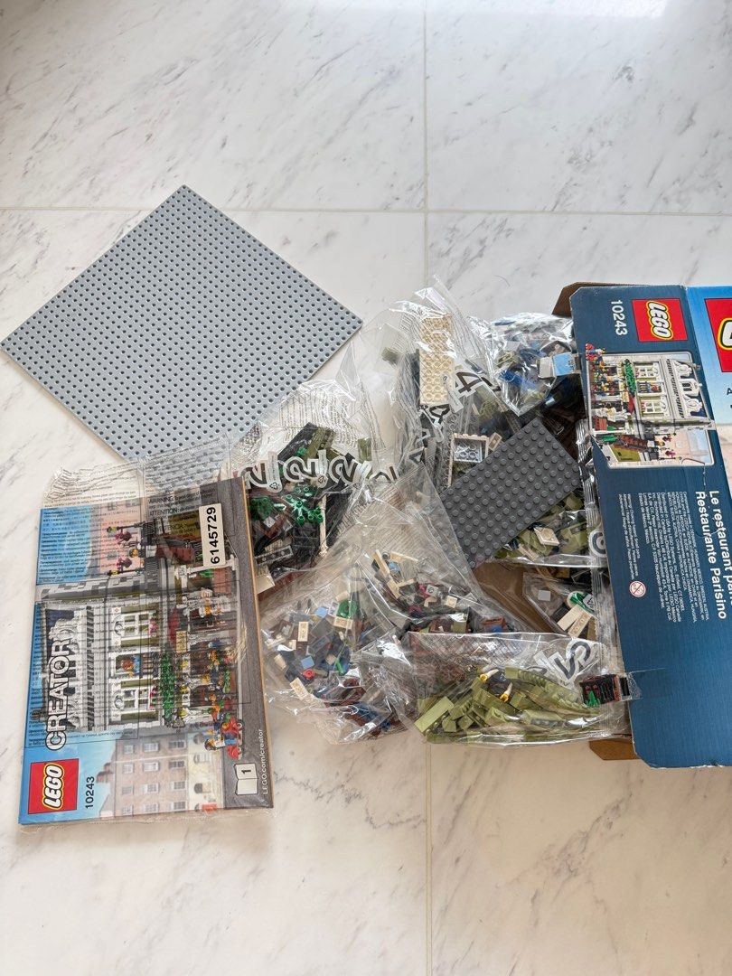 LEGO Creator Parisian Restaurant 10243, Hobbies & Toys, Toys & Games on ...