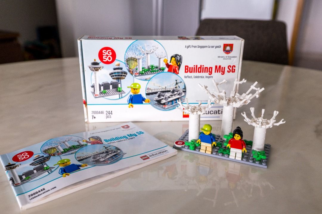 LEGO Education Building My SG SG50 Set | Collector's Edition ...