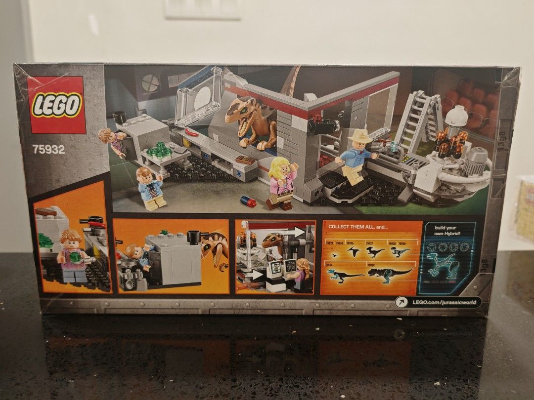 LEGO Jurassic Park Velociraptor Chase 75932, Hobbies & Toys, Toys ...