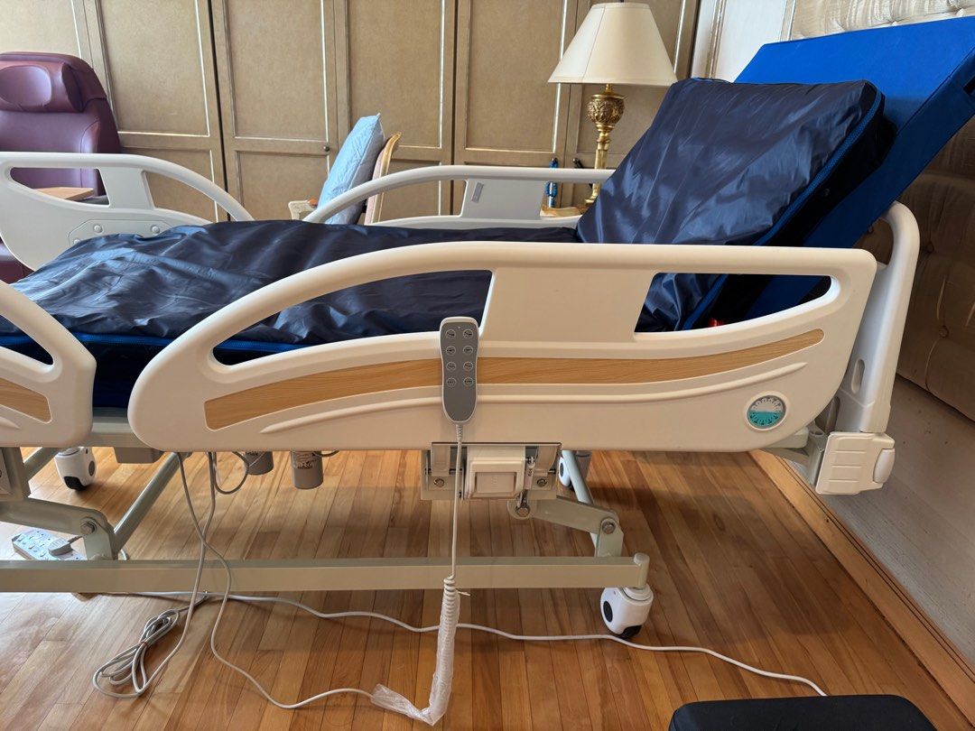 Mechanical Hospital Bed with Mattress & Singa Cell Mattress 4" Premium ...