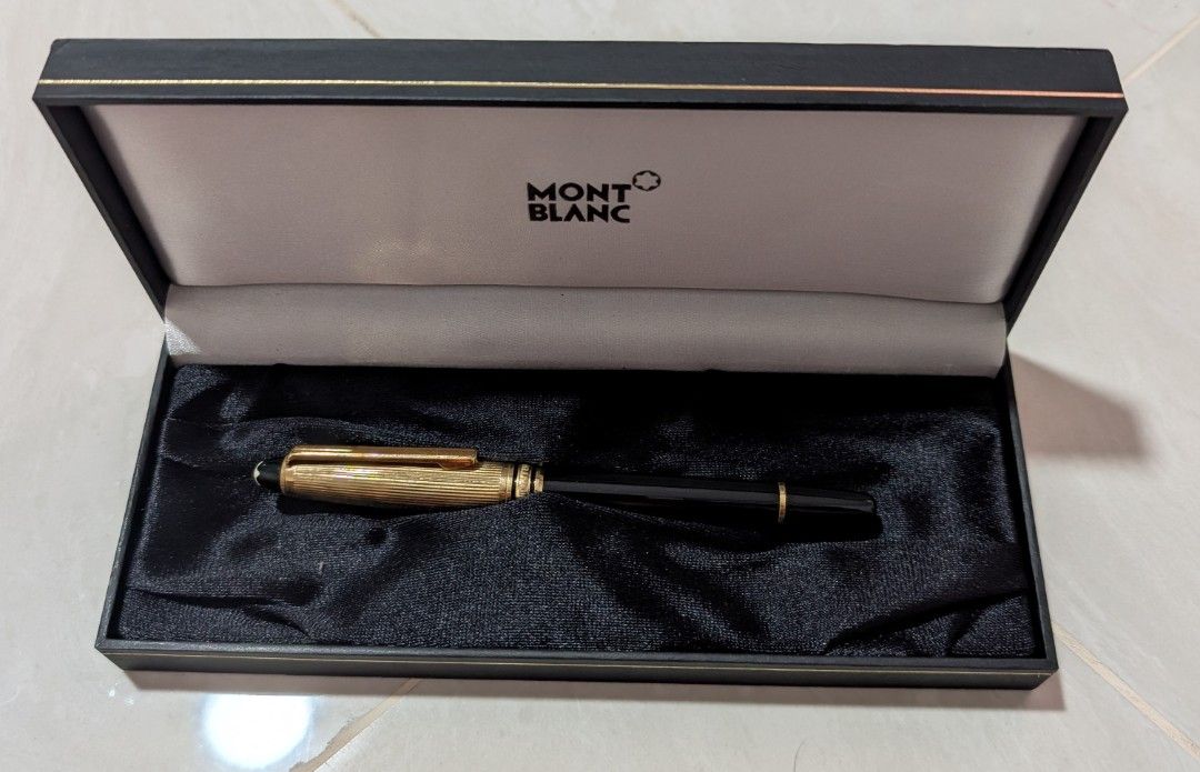 Montblanc Meisterstuck Solitaire Doue Le Grand Rollerball Pen, Luxury ...